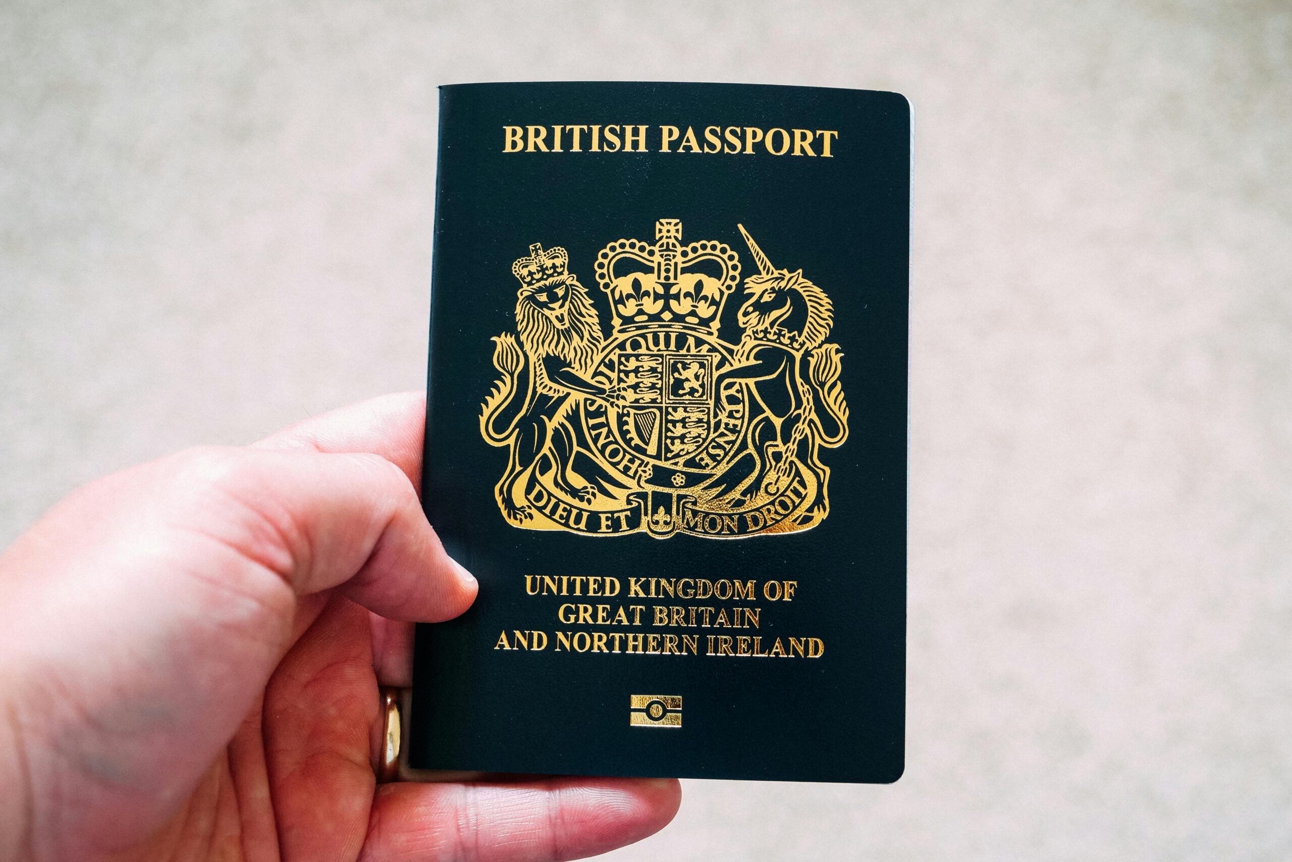 A New Era for the British Passport: What the 2025 Redesign Means for the UK – Quays News